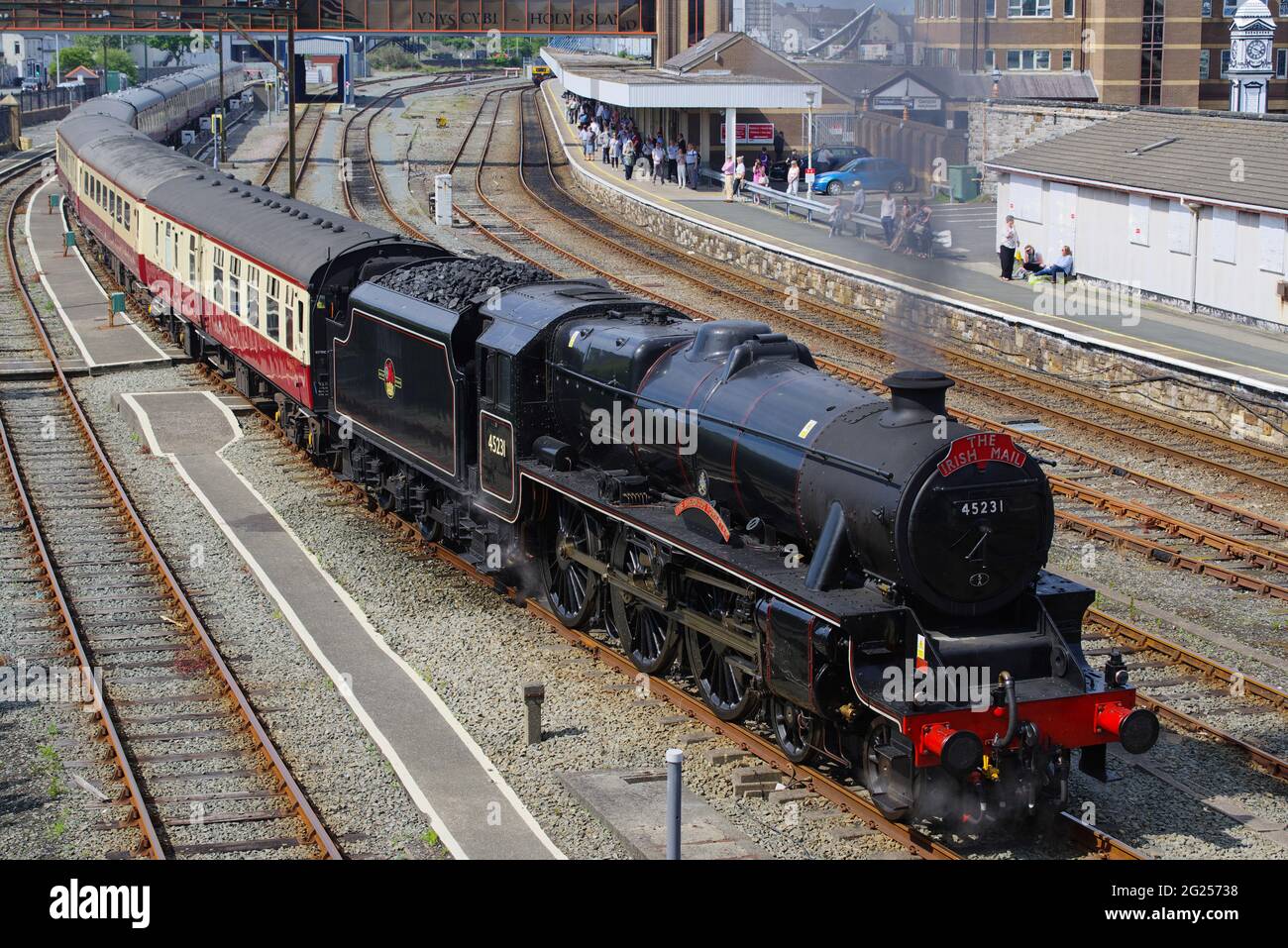 Steam Locomotive, 45231 The Sherwood Forester, Holyhead Station Stock ...