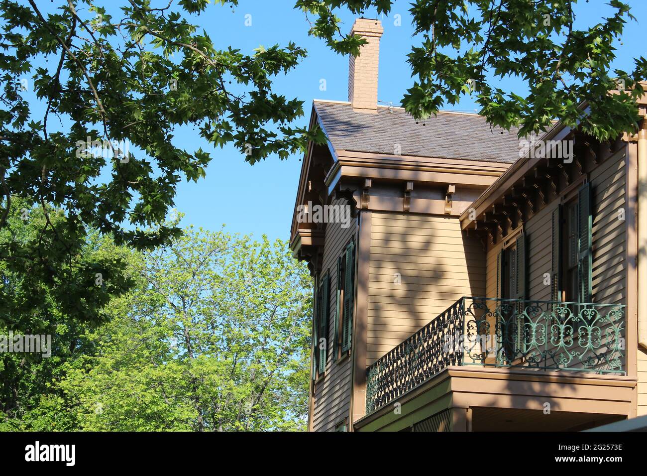 Second story and balcony of Pres. Abraham Lincoln' home in Springfield ...