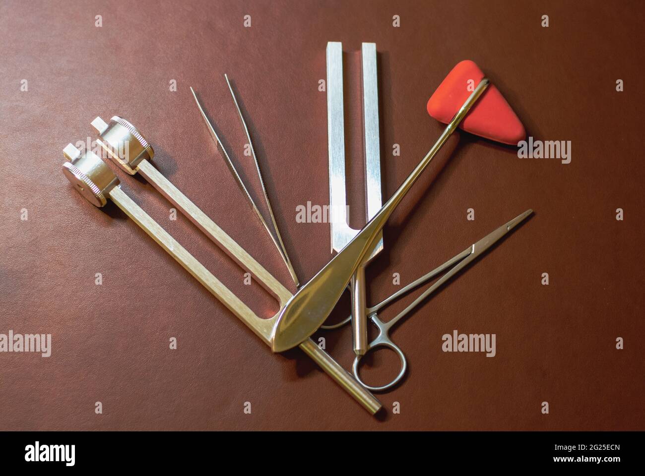 Doctor of osteopathic medicine quipment hi-res stock photography and ...