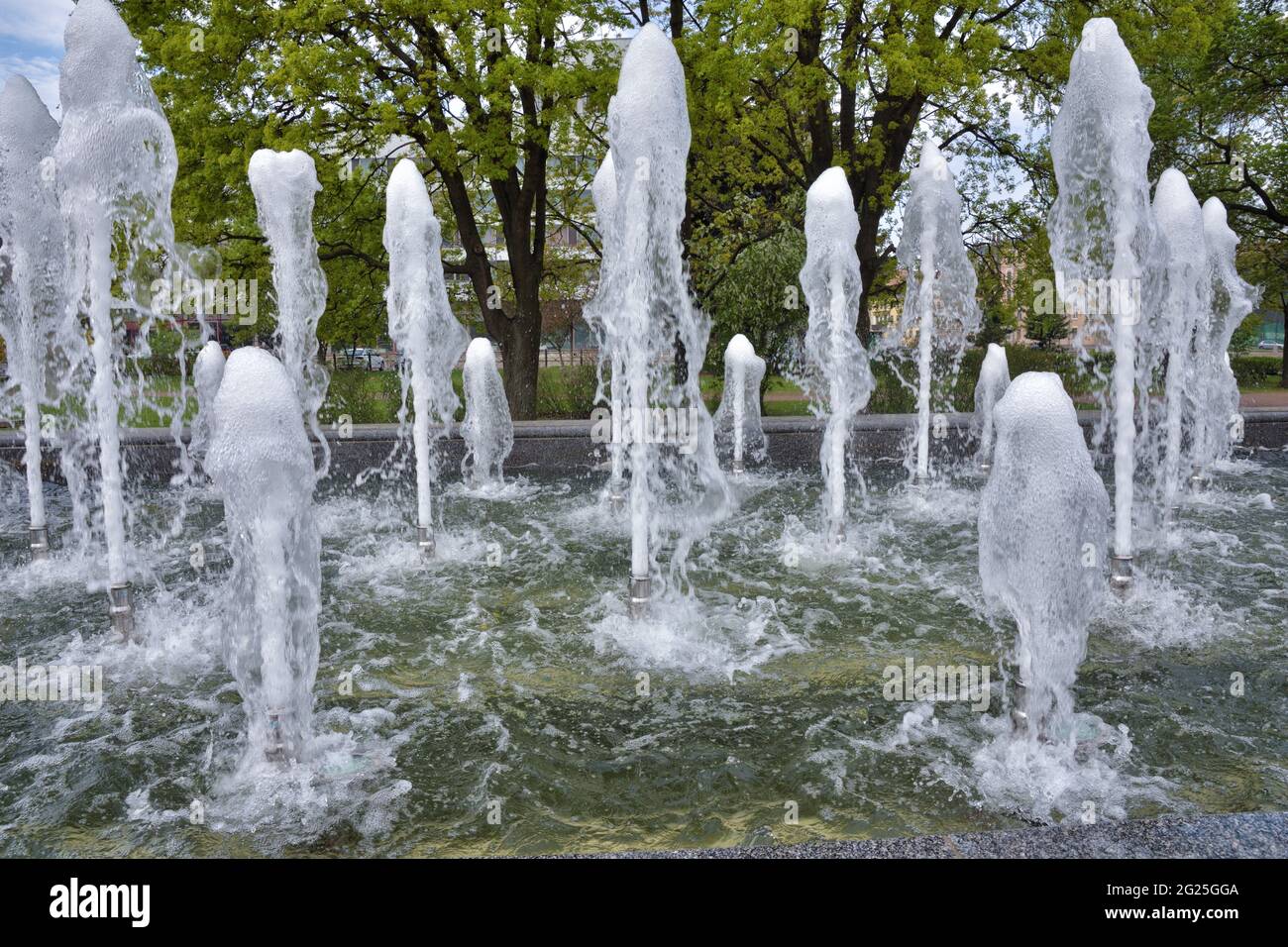 Multiple water fountains hi-res stock photography and images - Alamy