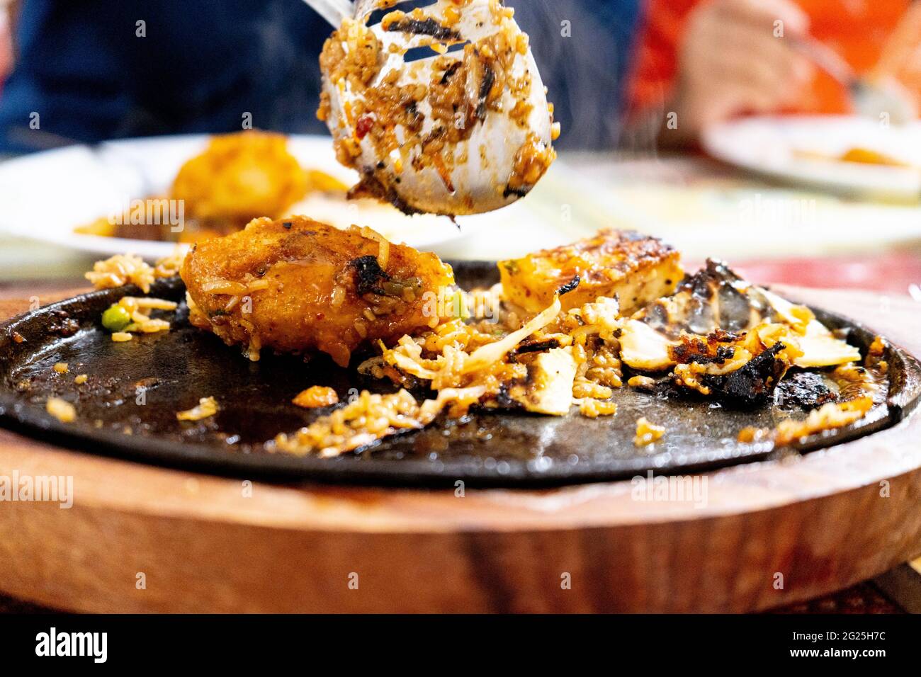 Sizzler plate hi-res stock photography and images - Alamy