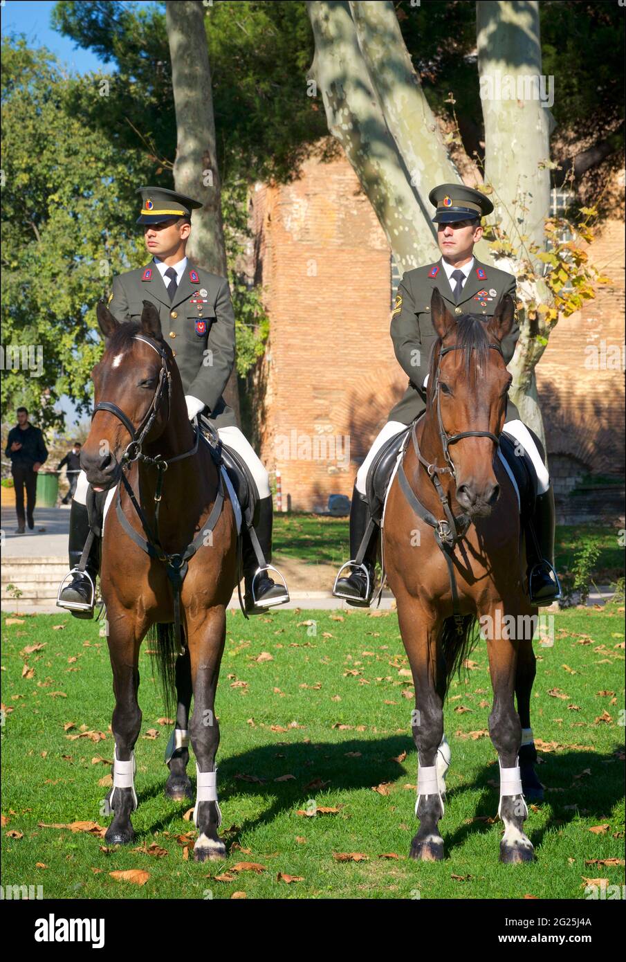Uniformed guards on horseback, Topkapõ Palace (Turkish: Topkapõ Sarayõ ...