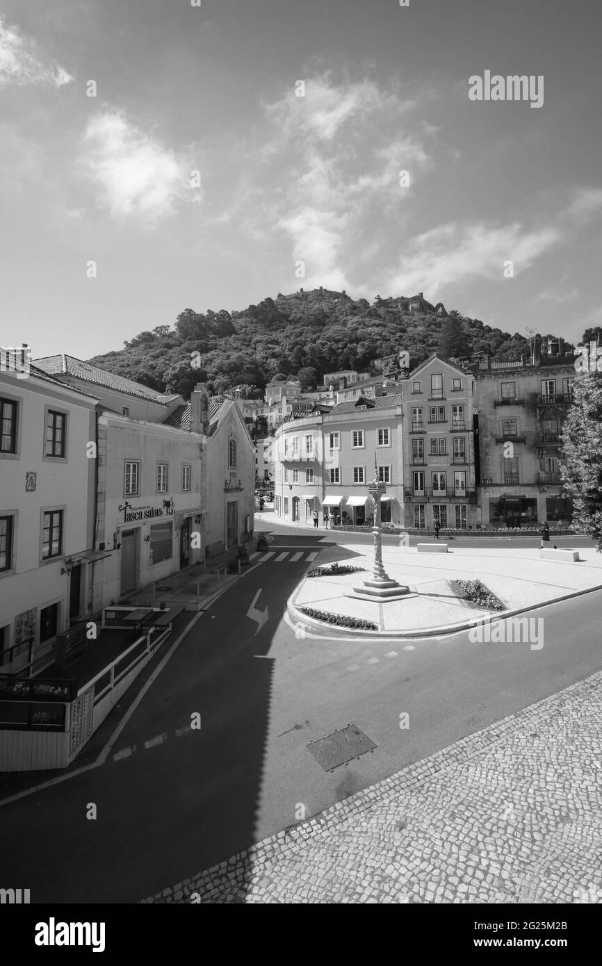 Landscape view famous historical Black and White Stock Photos & Images ...