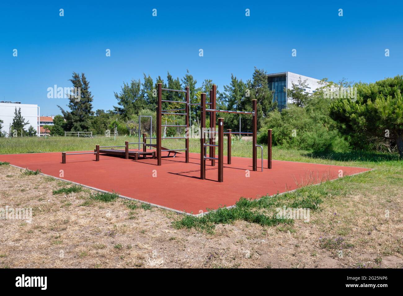 Outdoor public gym street hi-res stock photography and images - Alamy
