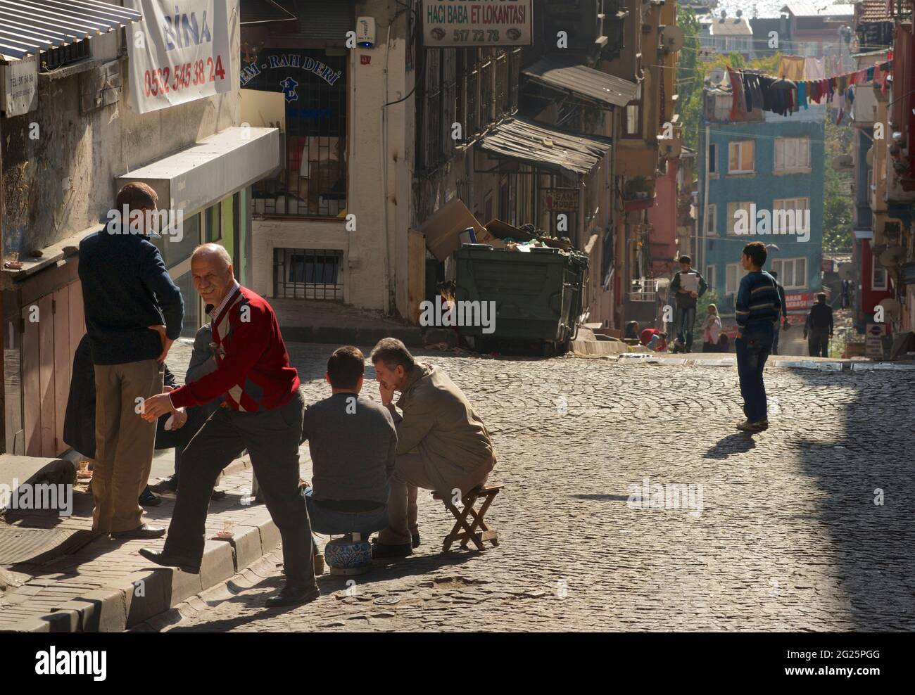 Turkish Street scene in the Fath area of Istanbul, Turkey Stock Photo ...