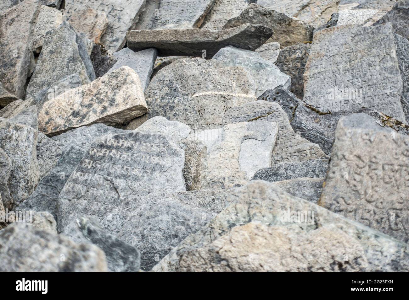 Limestone tablets hi-res stock photography and images - Alamy