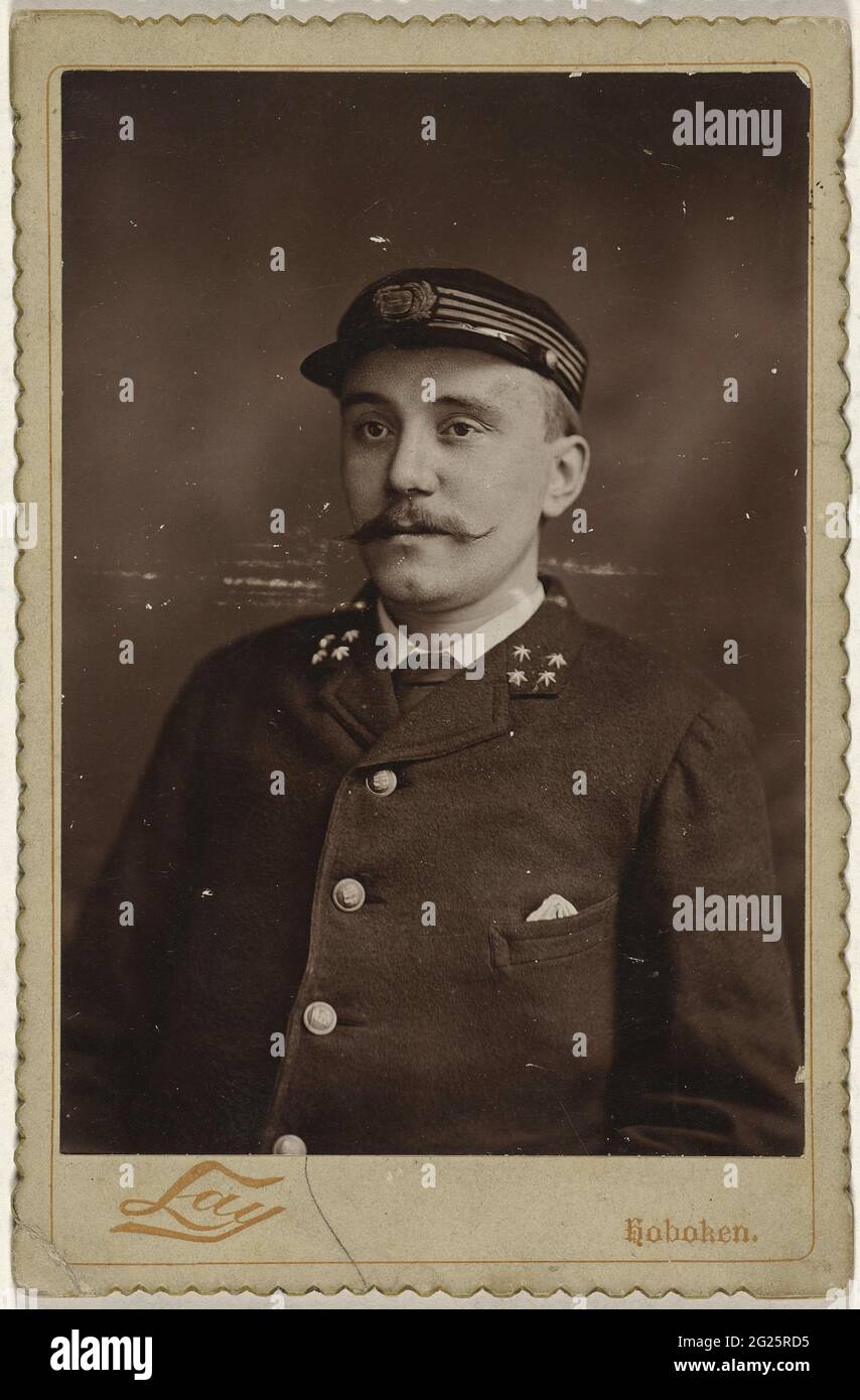 Portrait of a soldier Stock Photo - Alamy