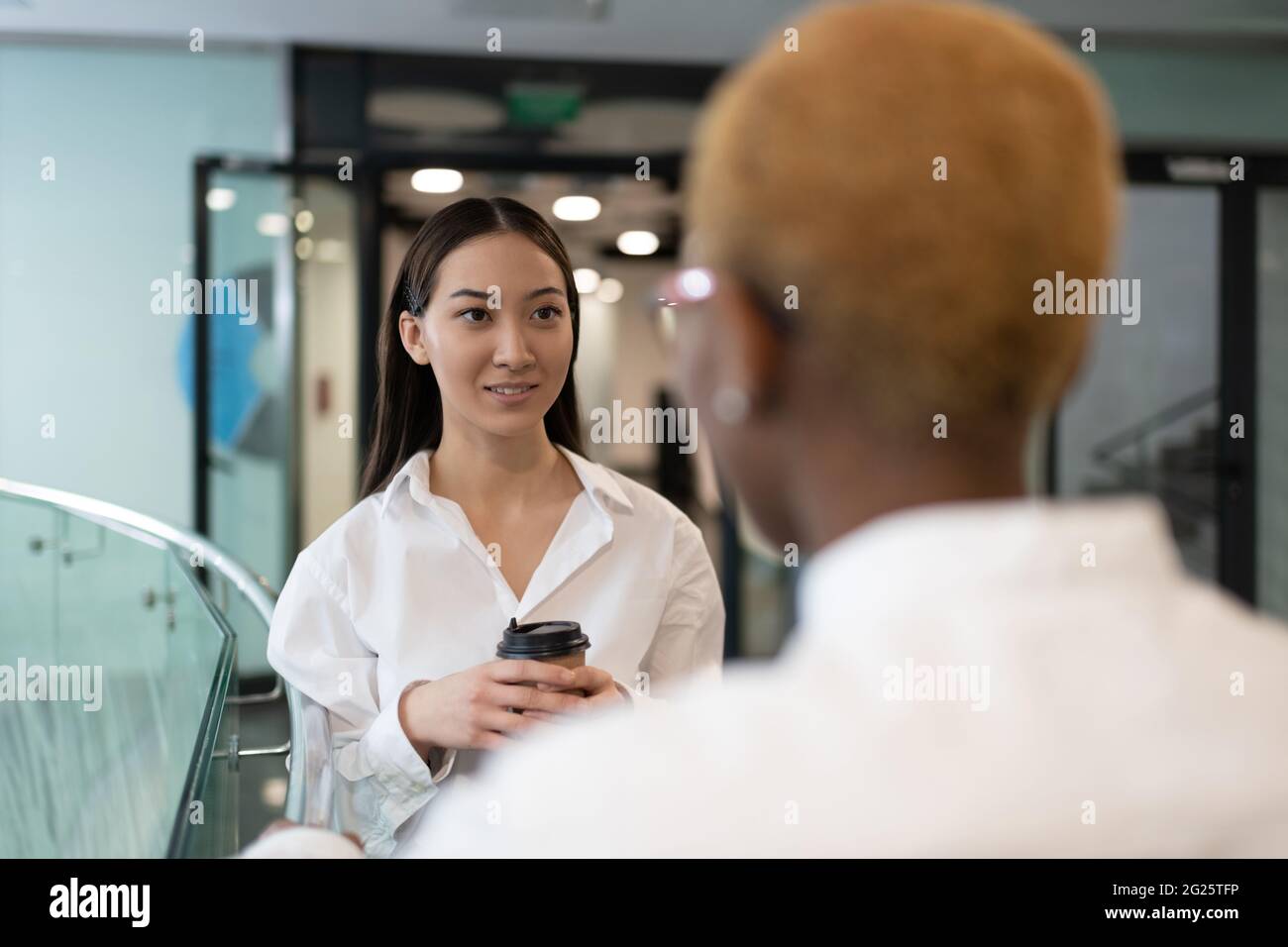 African american colleague hi-res stock photography and images - Alamy