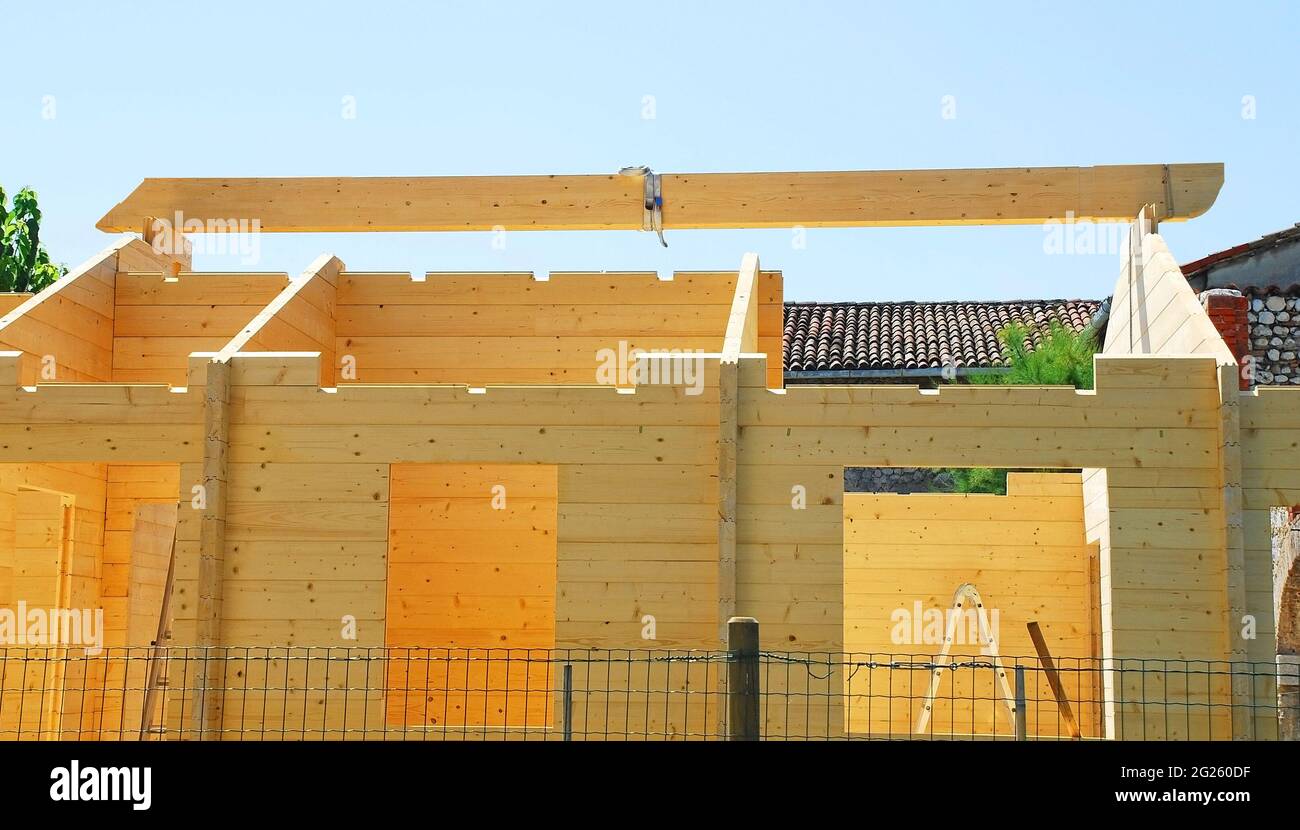 Pre positioning hi-res stock photography and images - Alamy