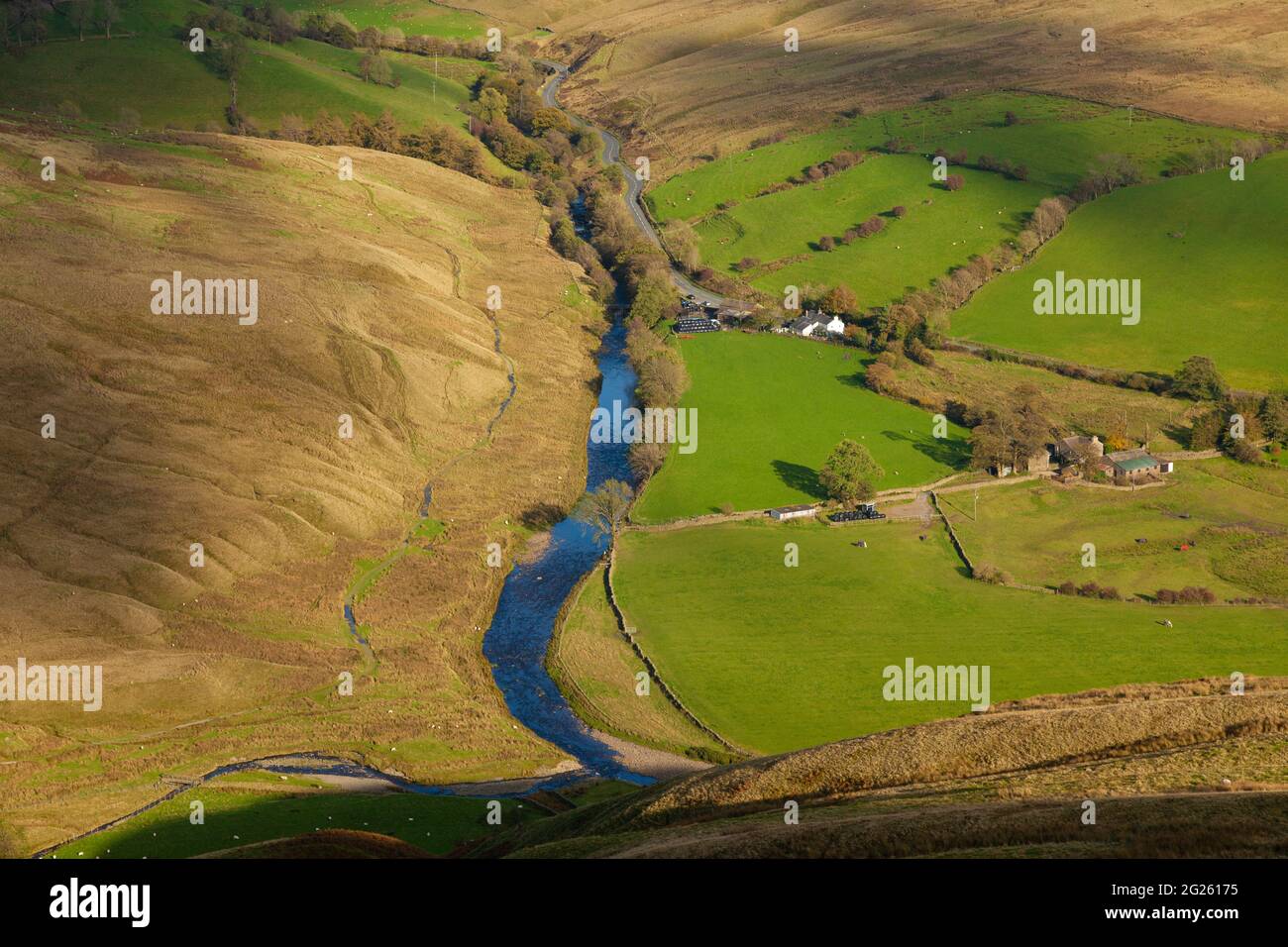 Yorkshire fells hi-res stock photography and images - Alamy