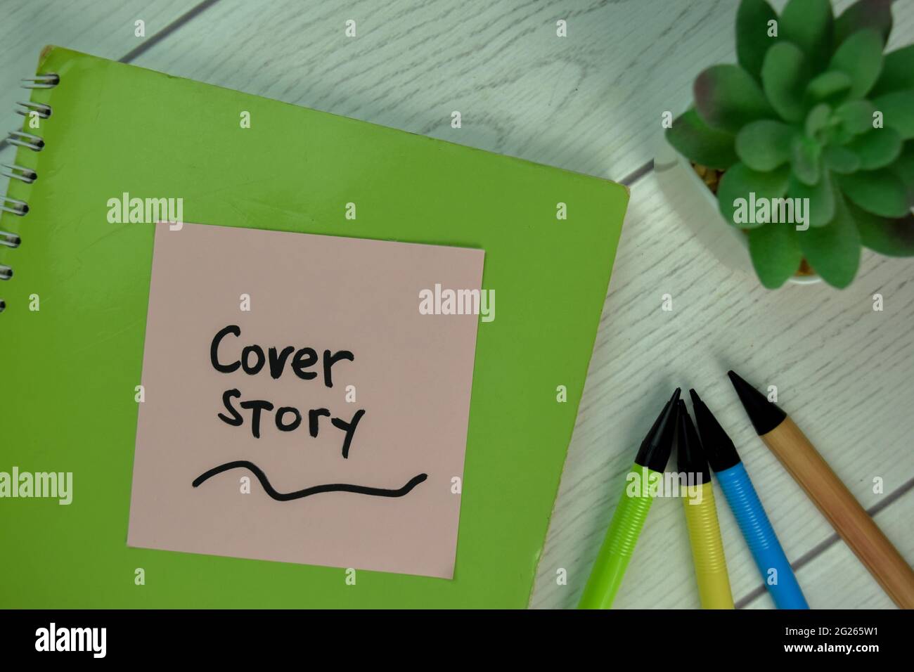 Social story highlight hi-res stock photography and images - Alamy