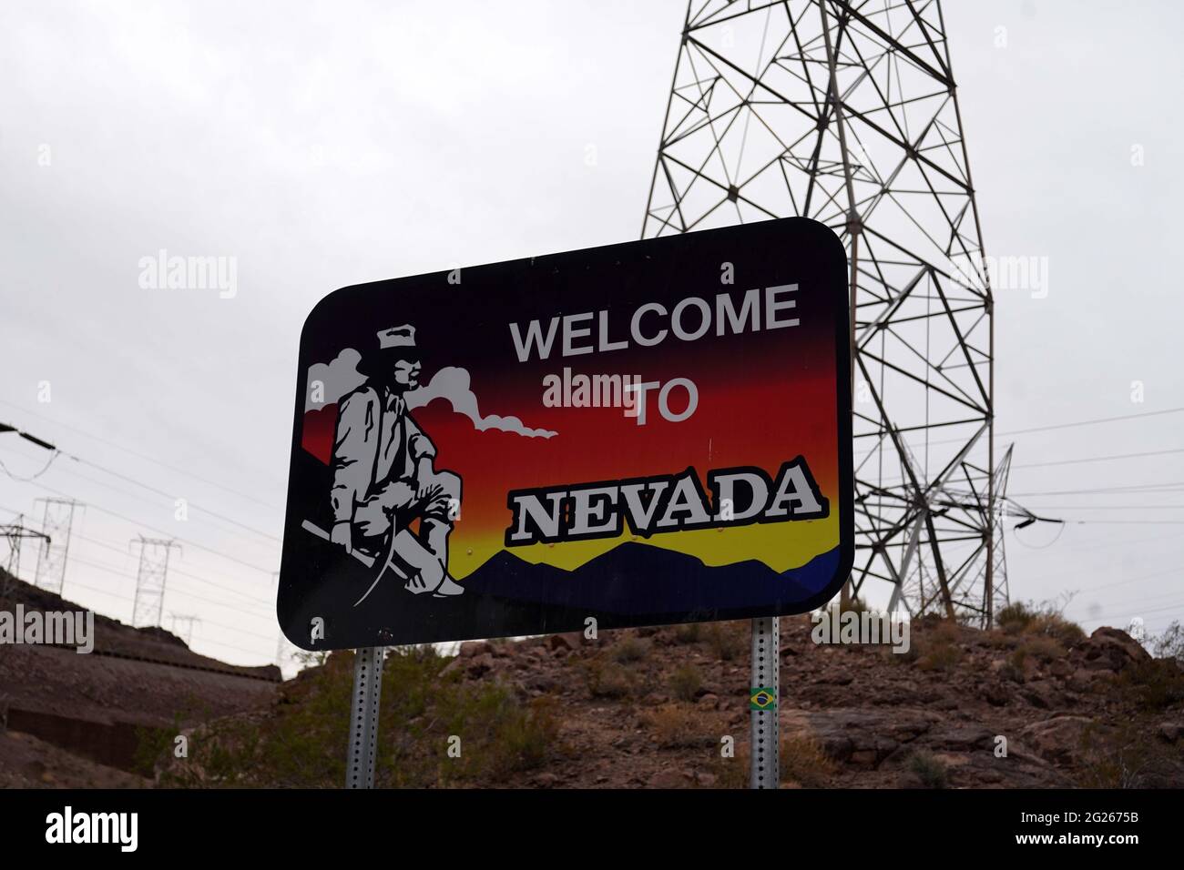 Welcome nevada state border sign hi-res stock photography and images ...