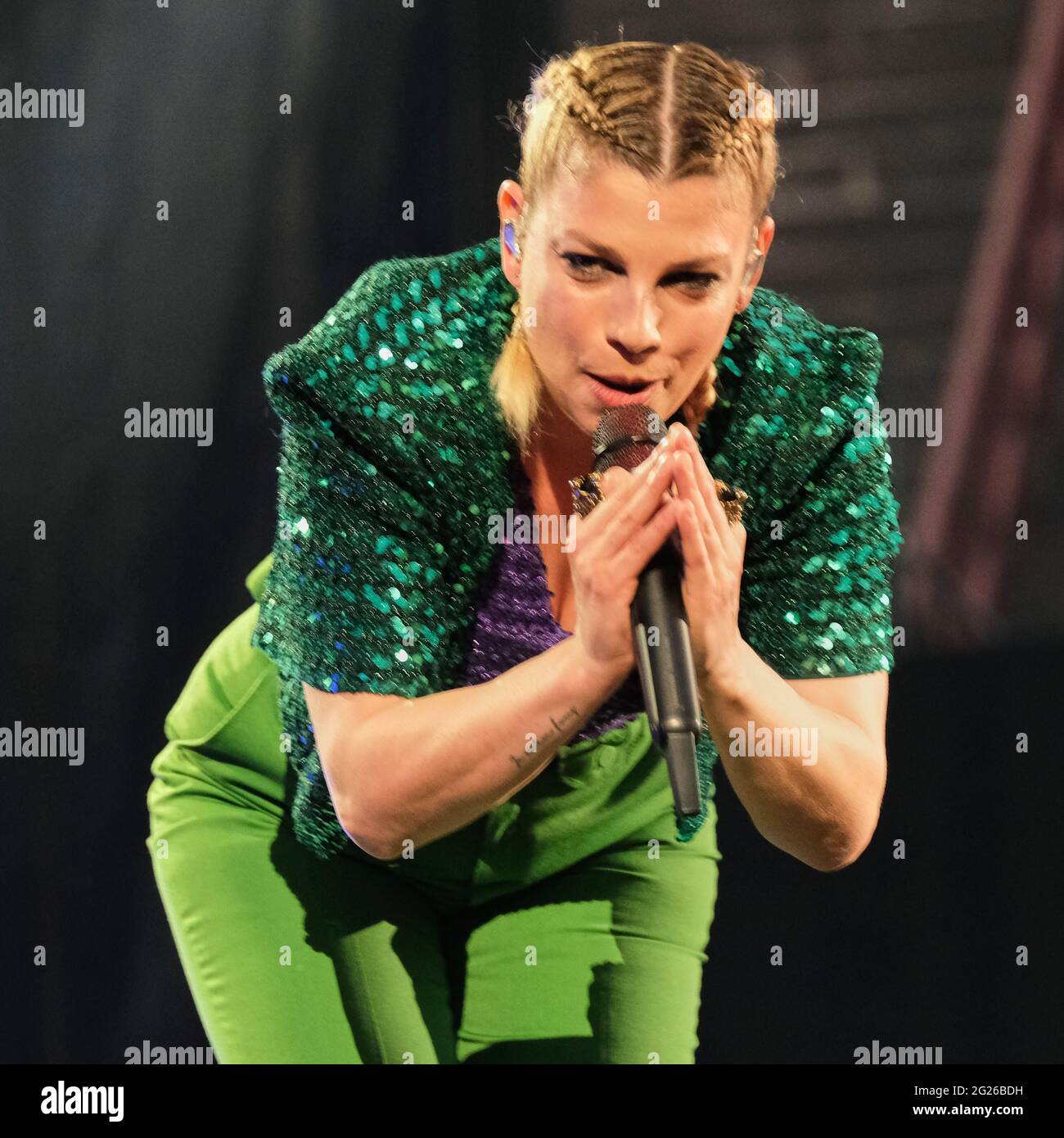 Emma marrone concerto hi-res stock photography and images - Alamy