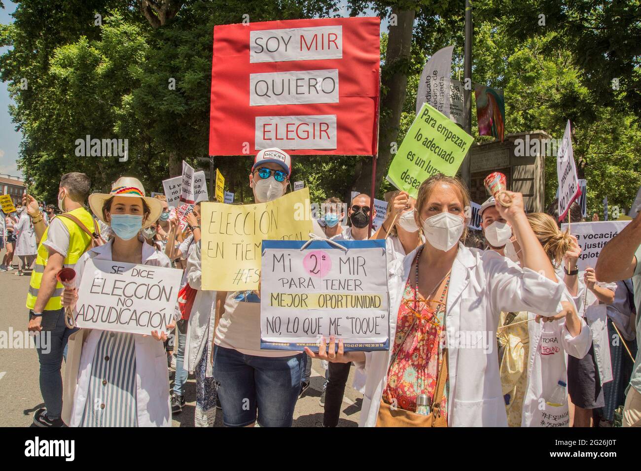 Real madrid doctor hi-res stock photography and images - Alamy