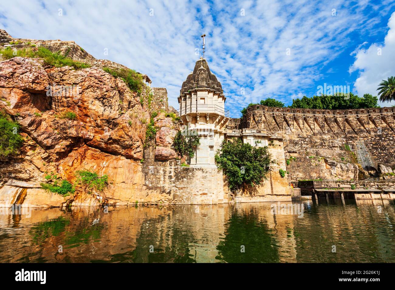 Gaumukh kund hi-res stock photography and images - Alamy