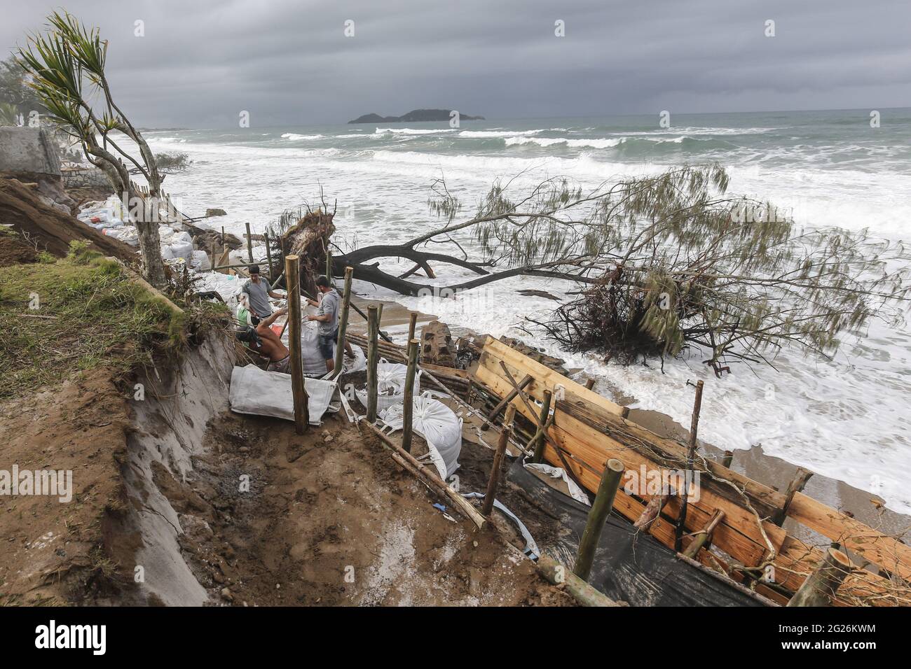 Morro do meio hi-res stock photography and images - Alamy