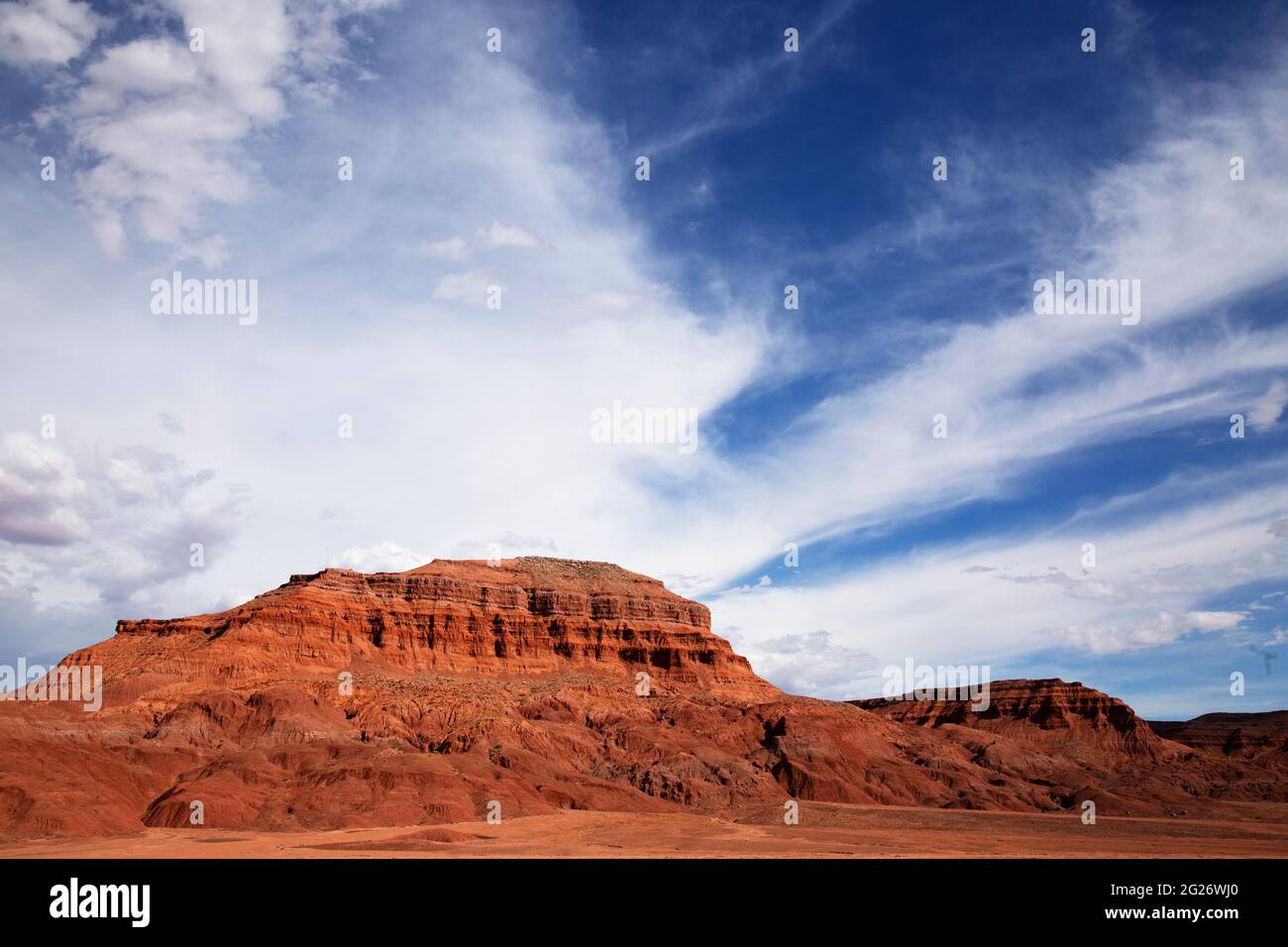 Los Gigantes Buttes in Round Rock, Arizona Stock Photo - Alamy