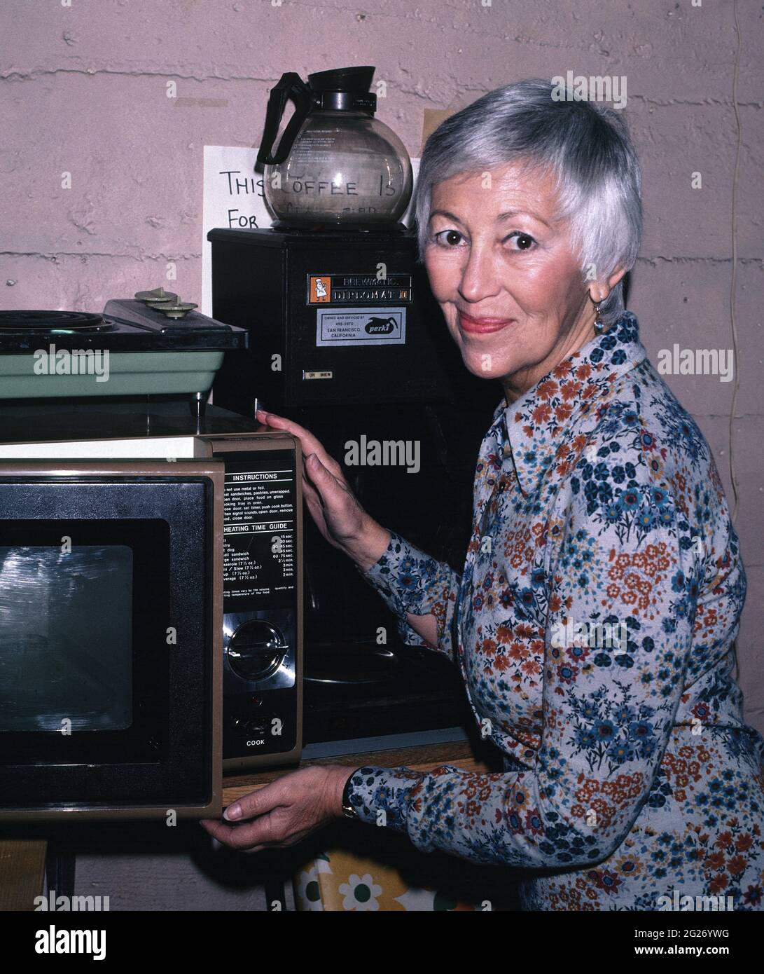 Journalist newspaper hi-res stock photography and images - Alamy