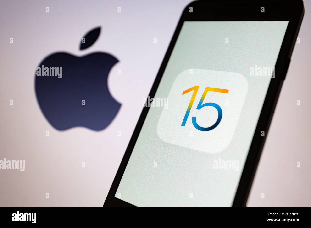 Ios 14 logo hi-res stock photography and images - Alamy