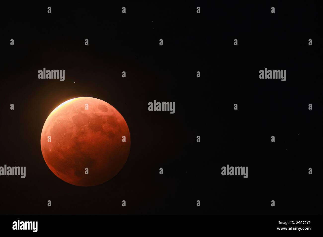 Total Lunar Eclipse Stock Photo - Alamy