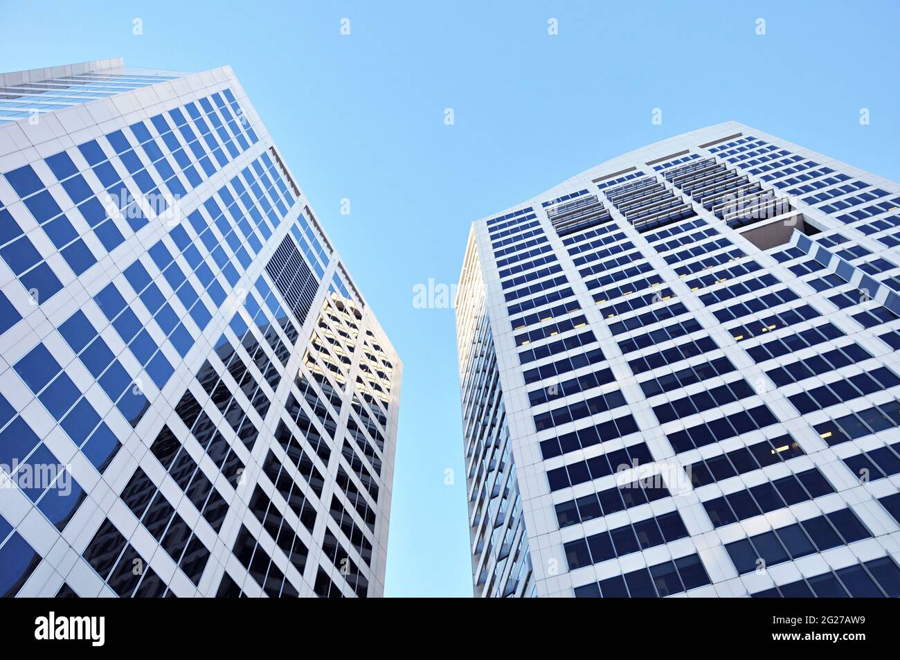 Downtown building background hi-res stock photography and images - Alamy