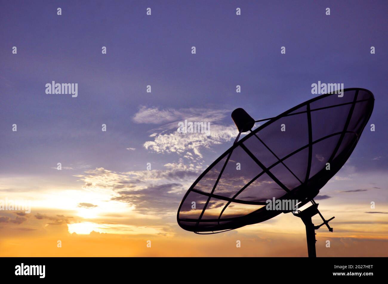 Dish network hi-res stock photography and images - Alamy