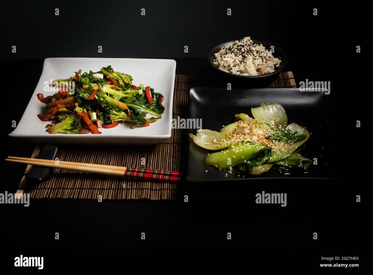 Korean food plating hi-res stock photography and images - Alamy