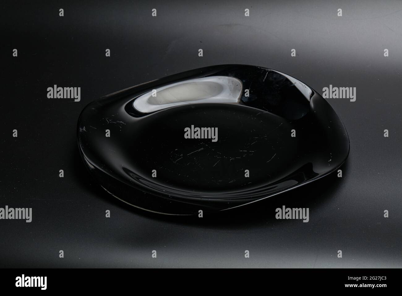 Empty color plate for kitchen isolated Stock Photo - Alamy