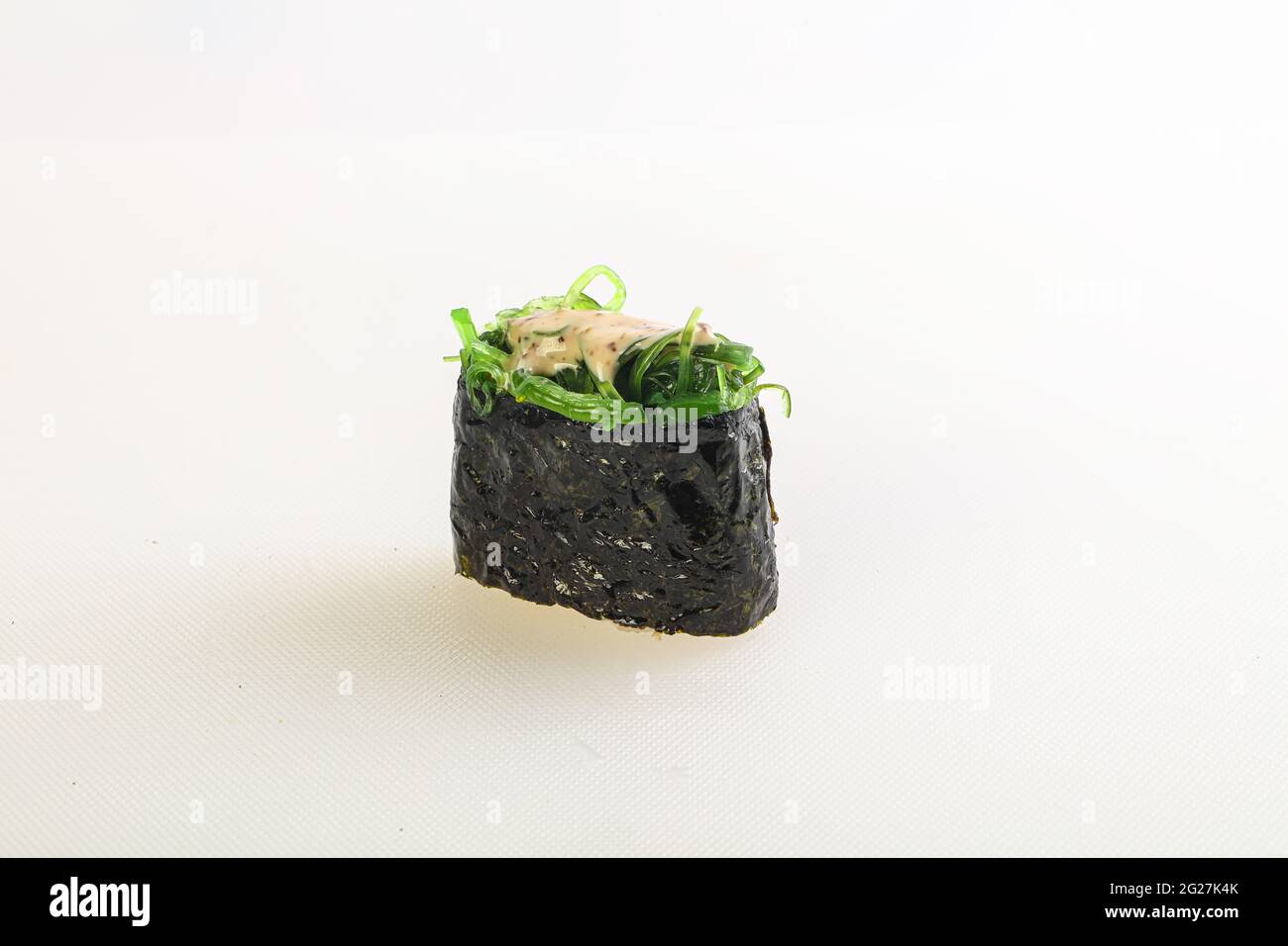 Japanese traditional sushi - spicy sauce gunkan Stock Photo - Alamy