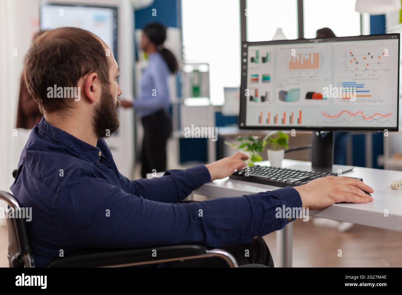 Diverse workspace hi-res stock photography and images - Alamy