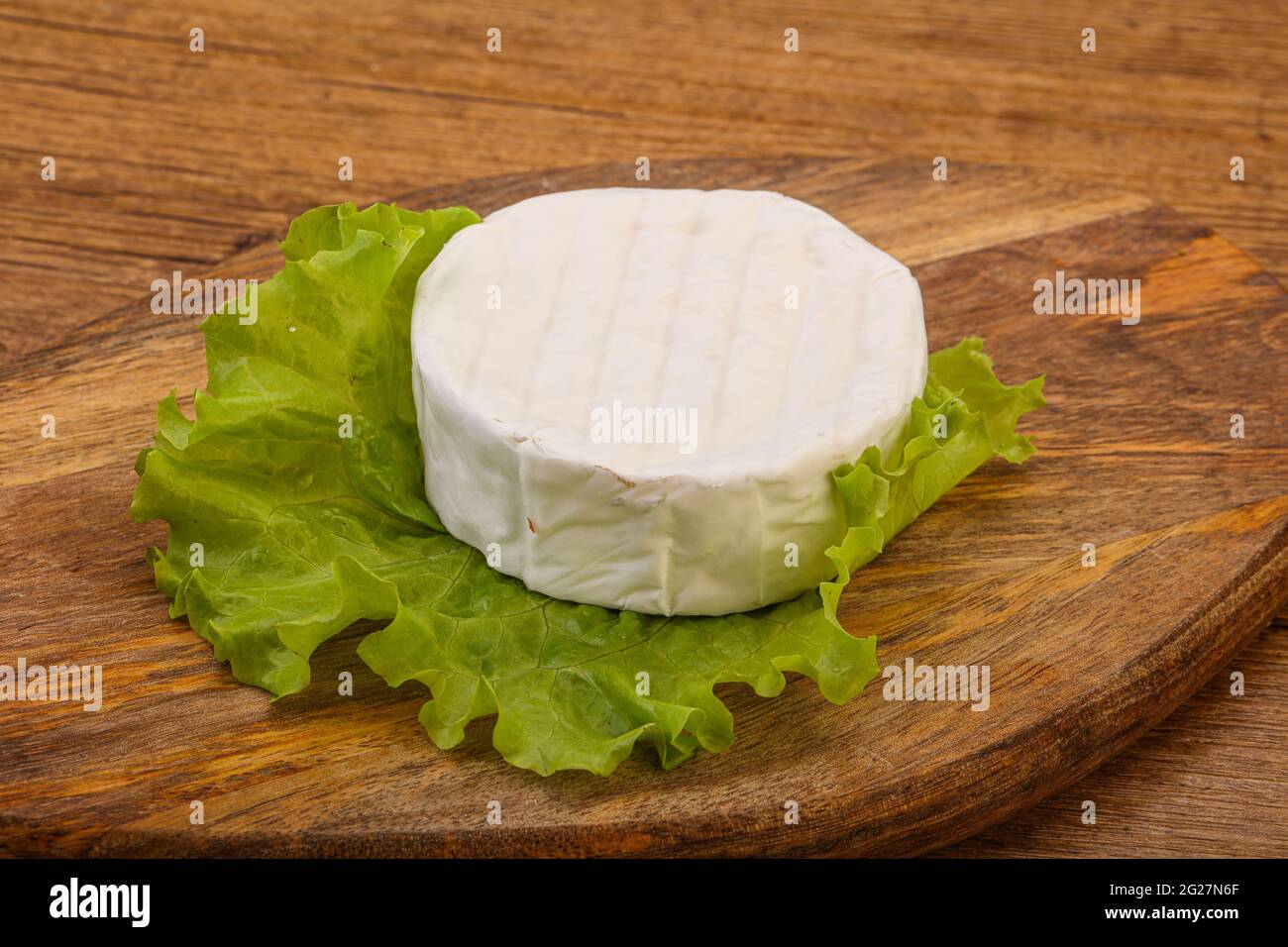 Delicous tradidional Brie round soft cheese Stock Photo - Alamy