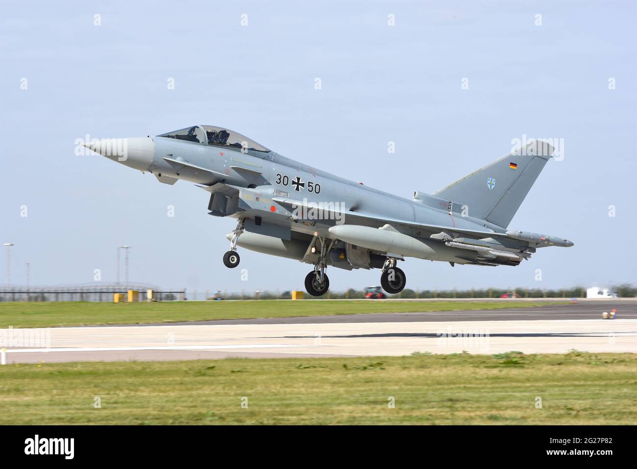 Raf eurofighter typhoon landing gear hi-res stock photography and ...