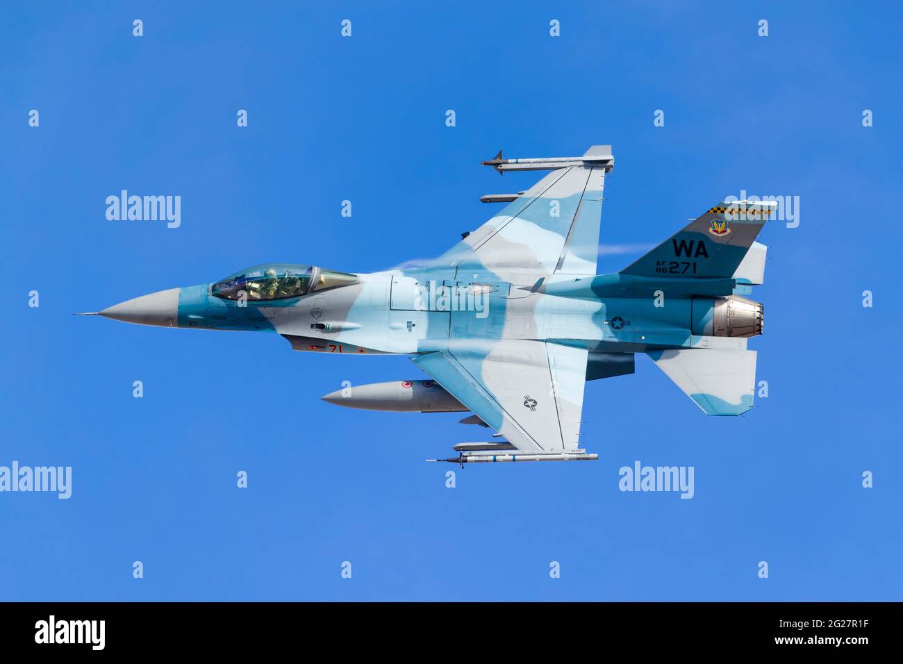 A U.S. Air Force aggressor F-16C Fighting Falcon Stock Photo - Alamy