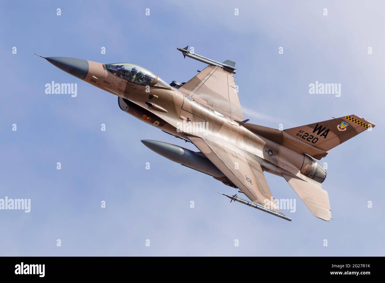 A U.S. Air Force aggressor F-16C Fighting Falcon Stock Photo - Alamy