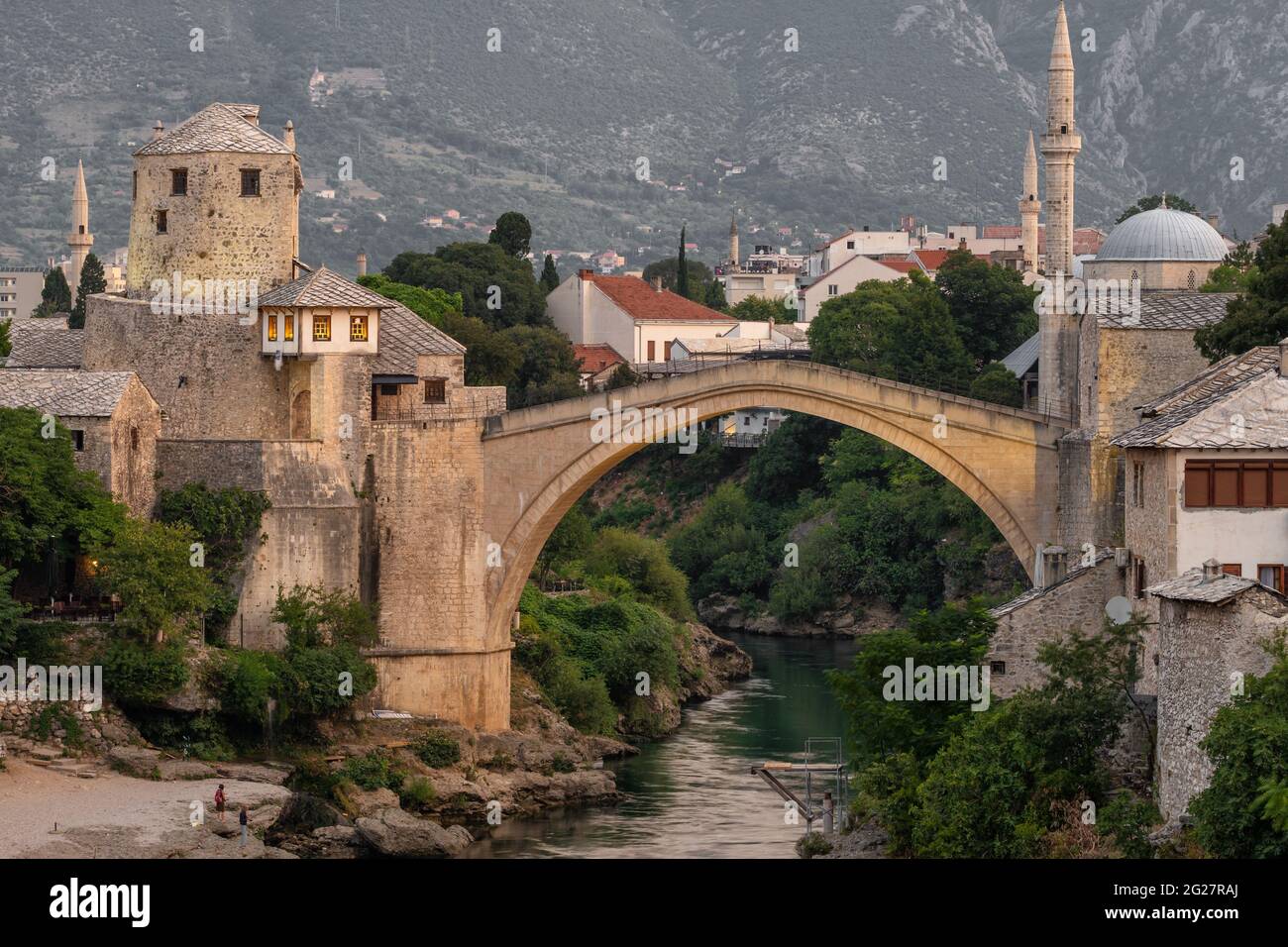 Stari Most bridge at twilight in old town of Mostar, BIH Stock Photo ...