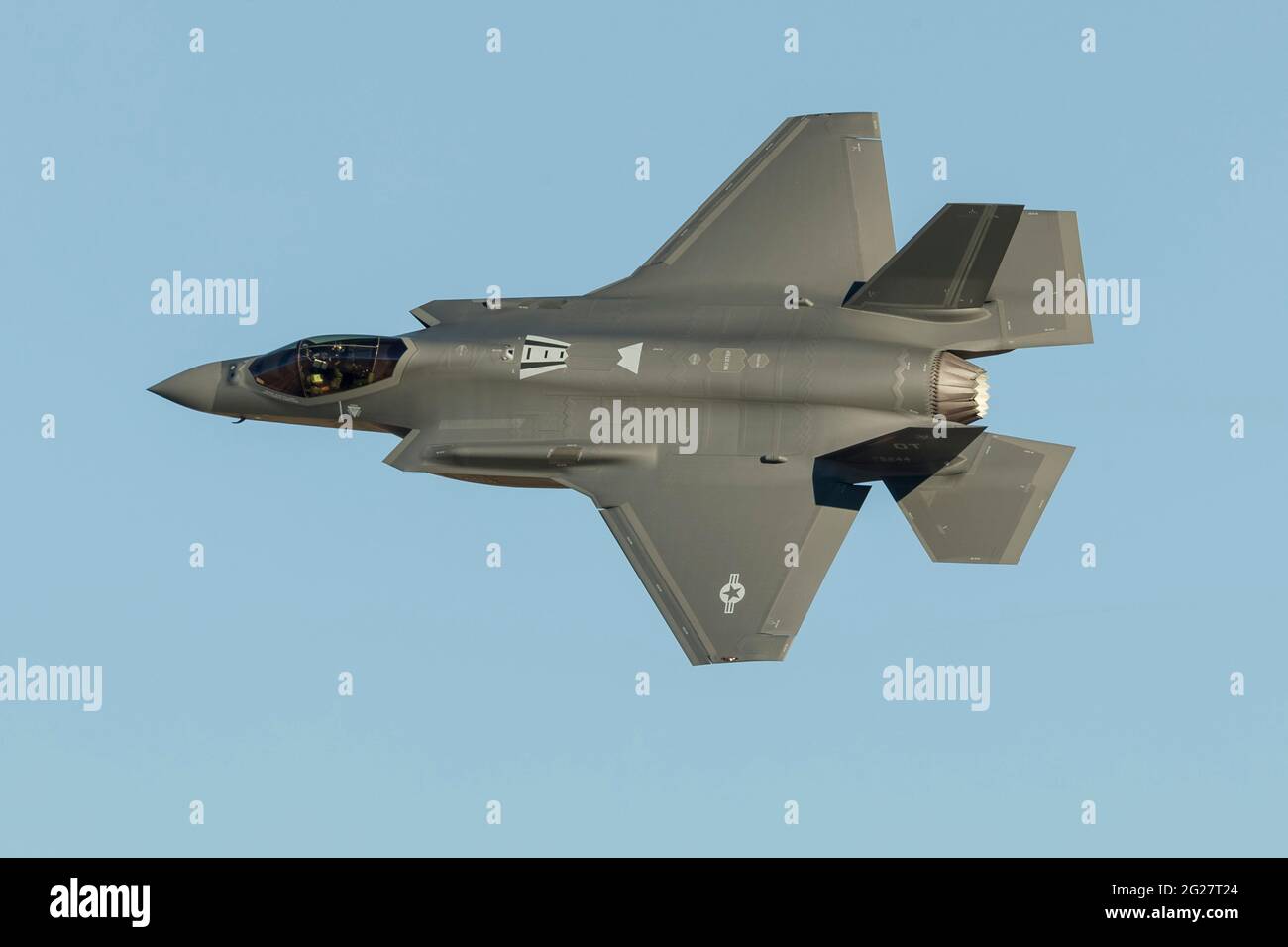 A U.S. Air Force F-35 Lightning II Stock Photo - Alamy