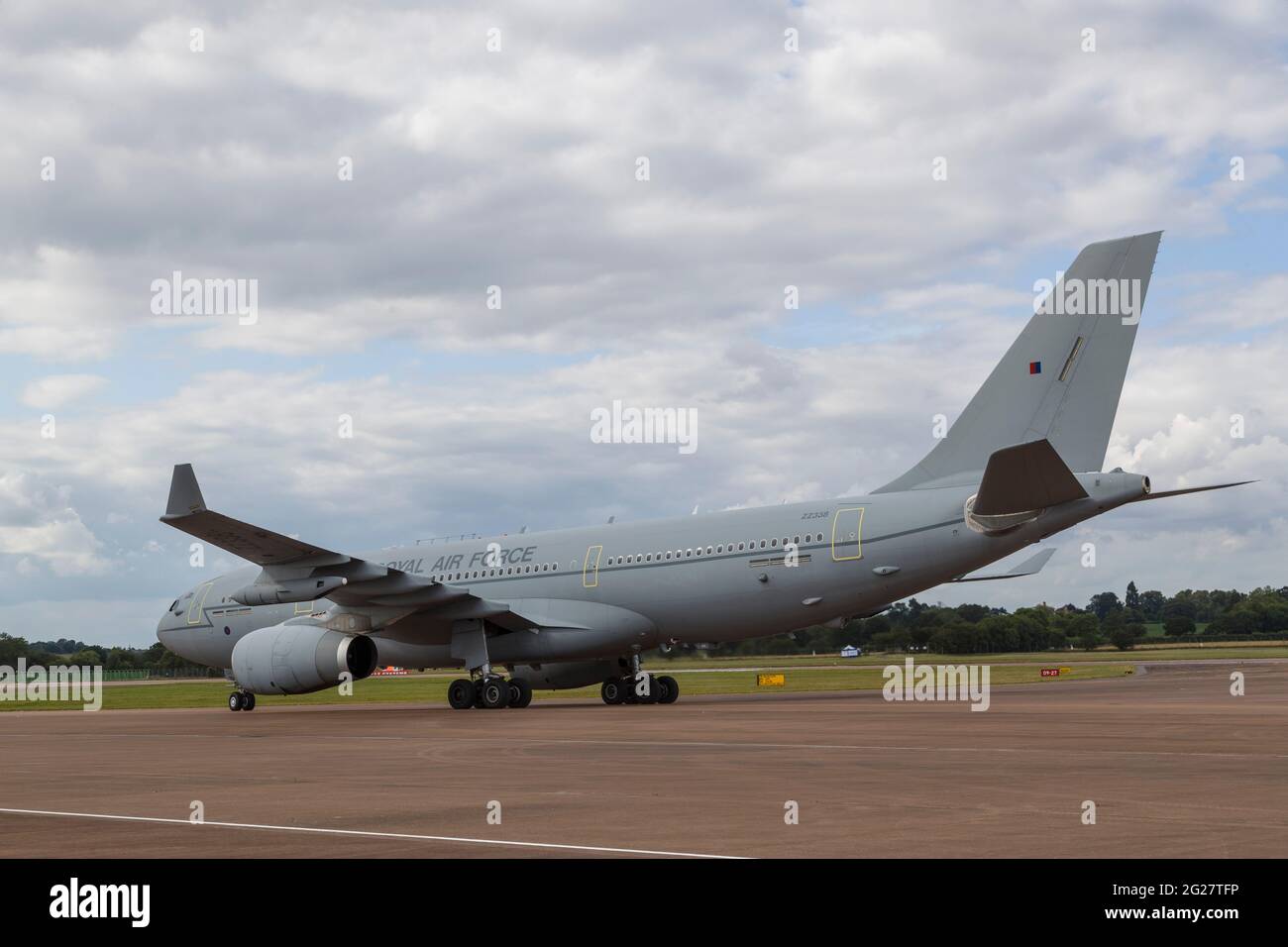 Airbus a330 multi role tanker hi-res stock photography and images - Alamy