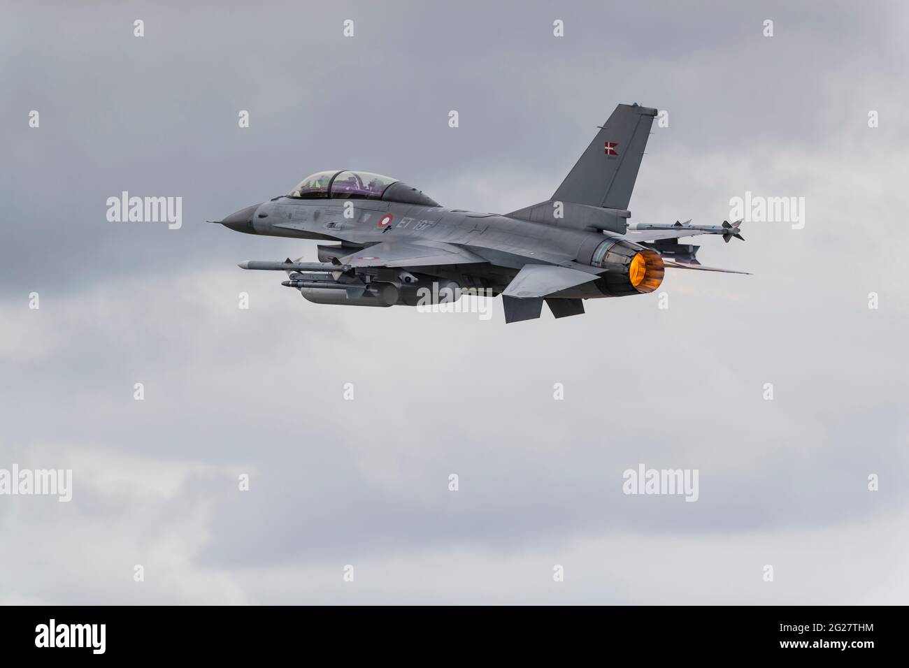 A Danish F-16B Fighting Falcon Stock Photo - Alamy