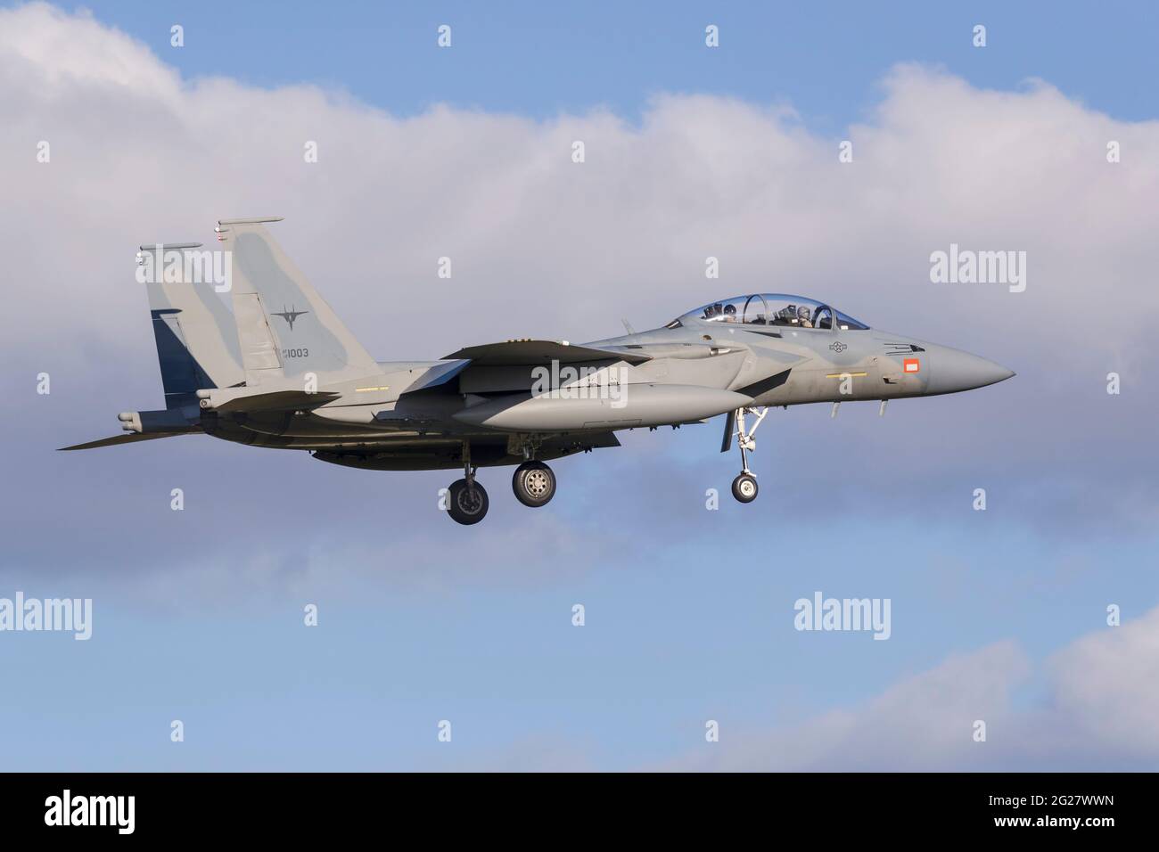 F 15sa hi-res stock photography and images - Alamy
