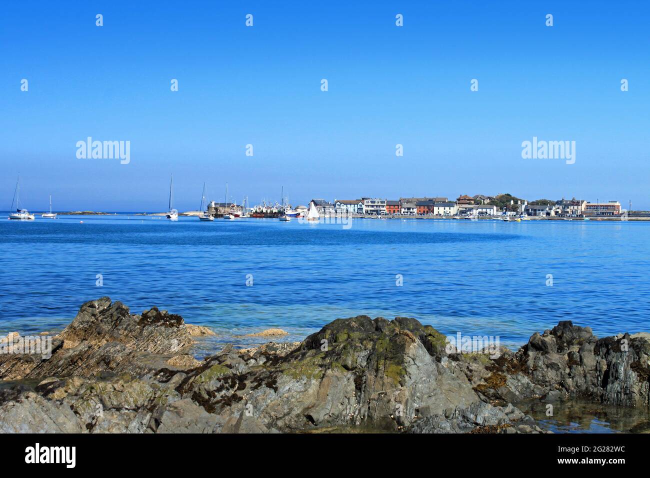 A view of Skerries town, looking across the bay to the harbour Stock ...