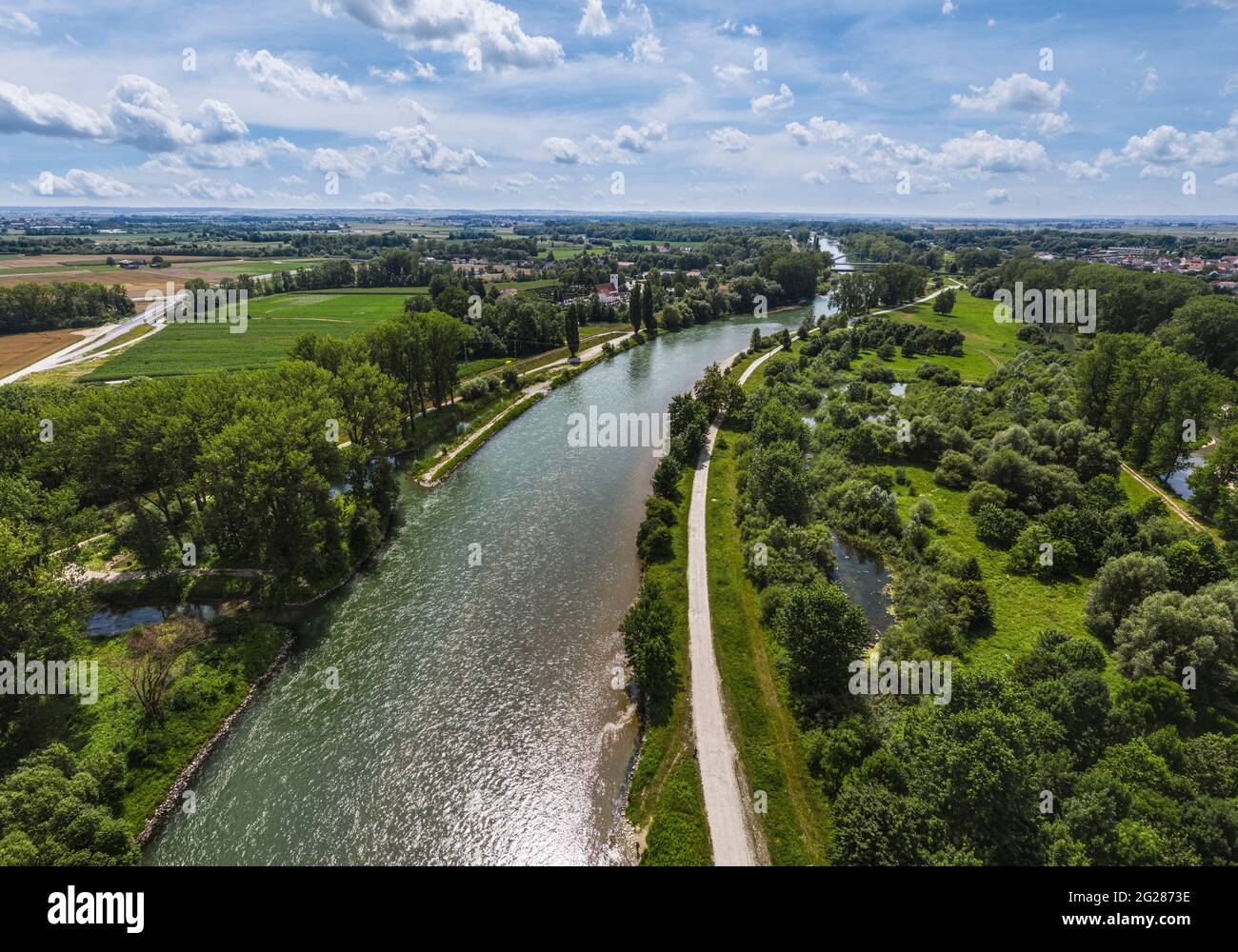 The estuary of the Isar, a jewel of Bavarian floodplain landscapes ...
