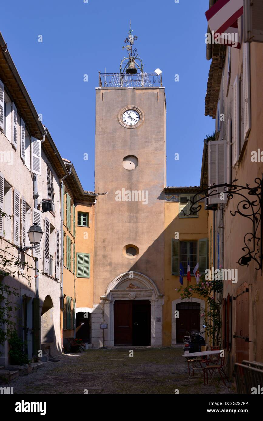 Alley In Medieval French Village High Resolution Stock Photography and ...