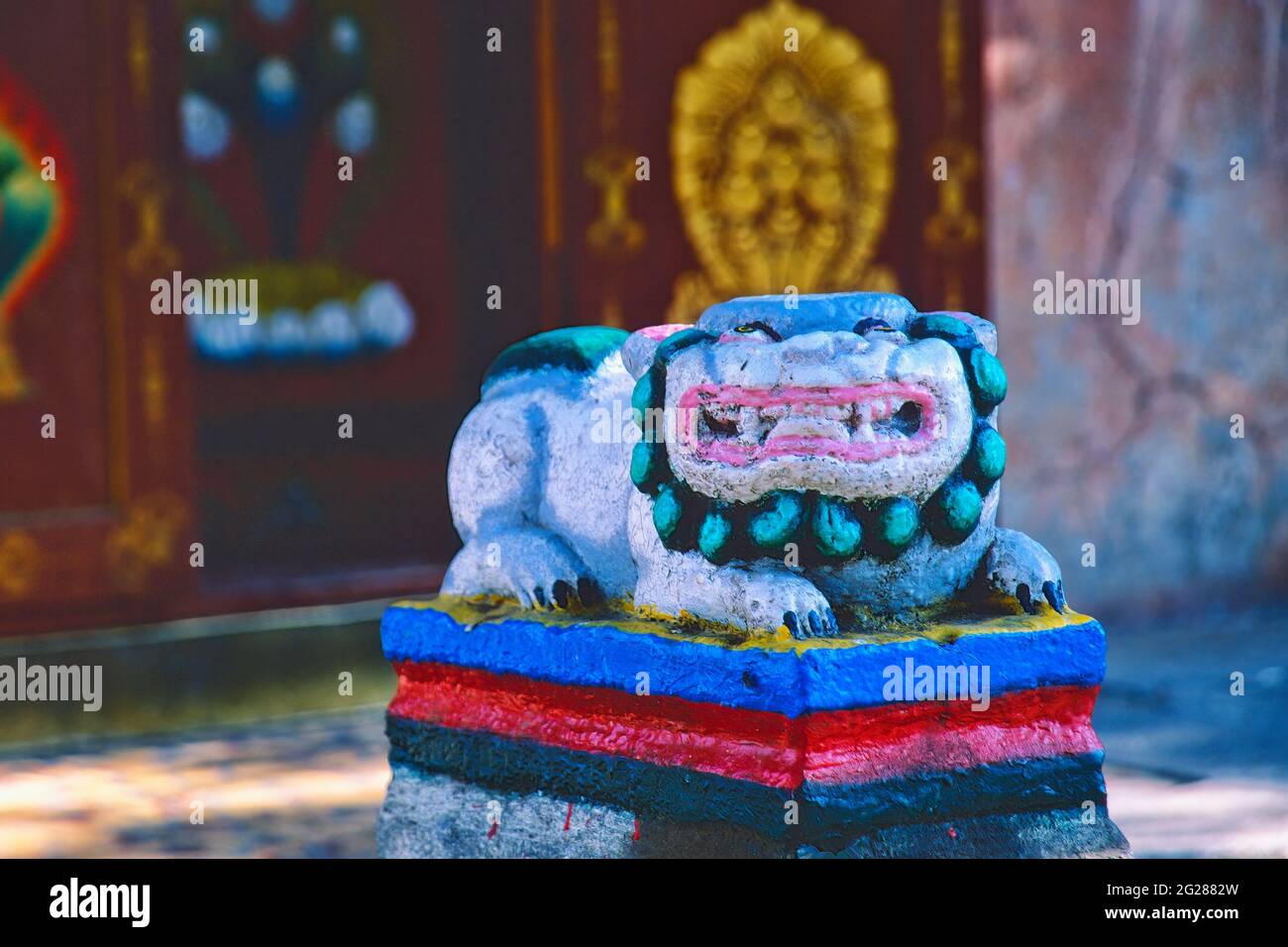 Gandan monastery, Dragon sculpture, Ulaanbaatar, Mongolia Stock Photo ...