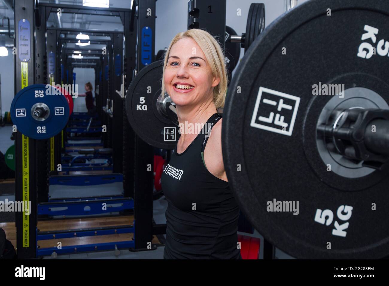 Lift Gym owners Andy Smith and Laura Morrison in Edinburgh clean ...