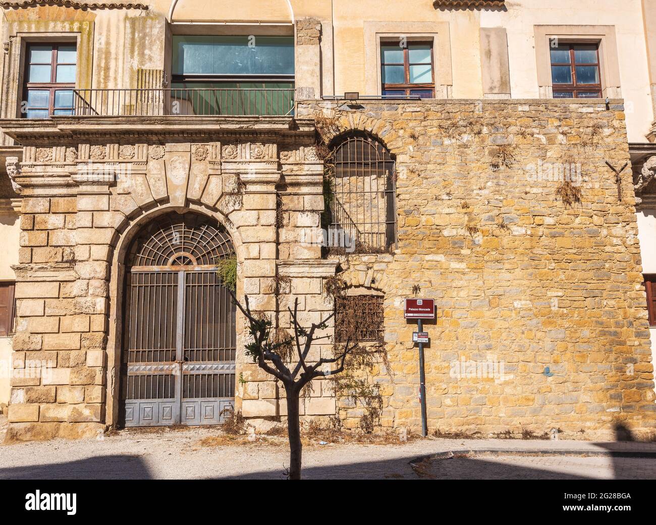 Palazzo moncada hi-res stock photography and images - Alamy