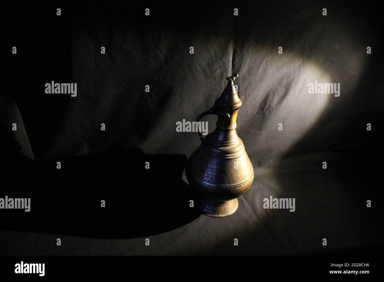 authentic copper jug Stock Photo - Alamy