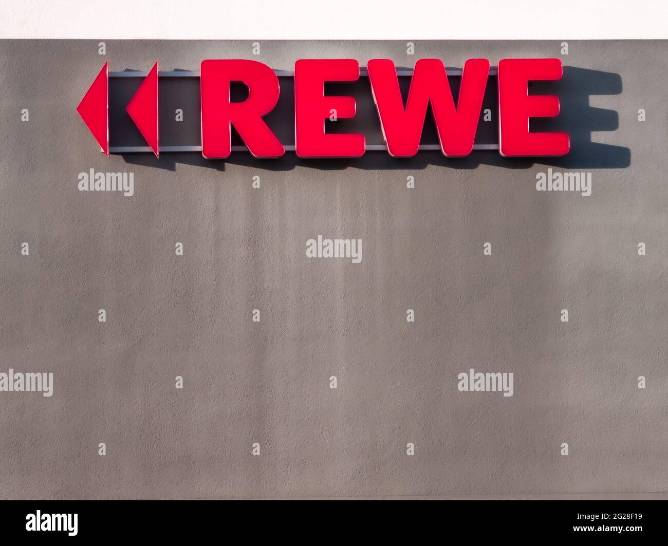 Shopping center with rewe hi-res stock photography and images - Alamy