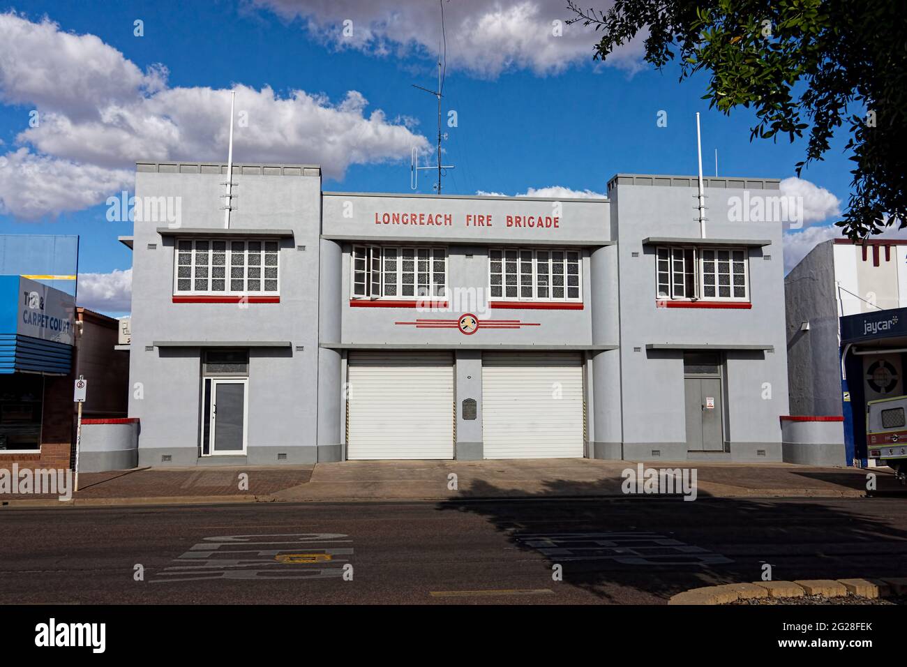 Fire station building hi-res stock photography and images - Alamy