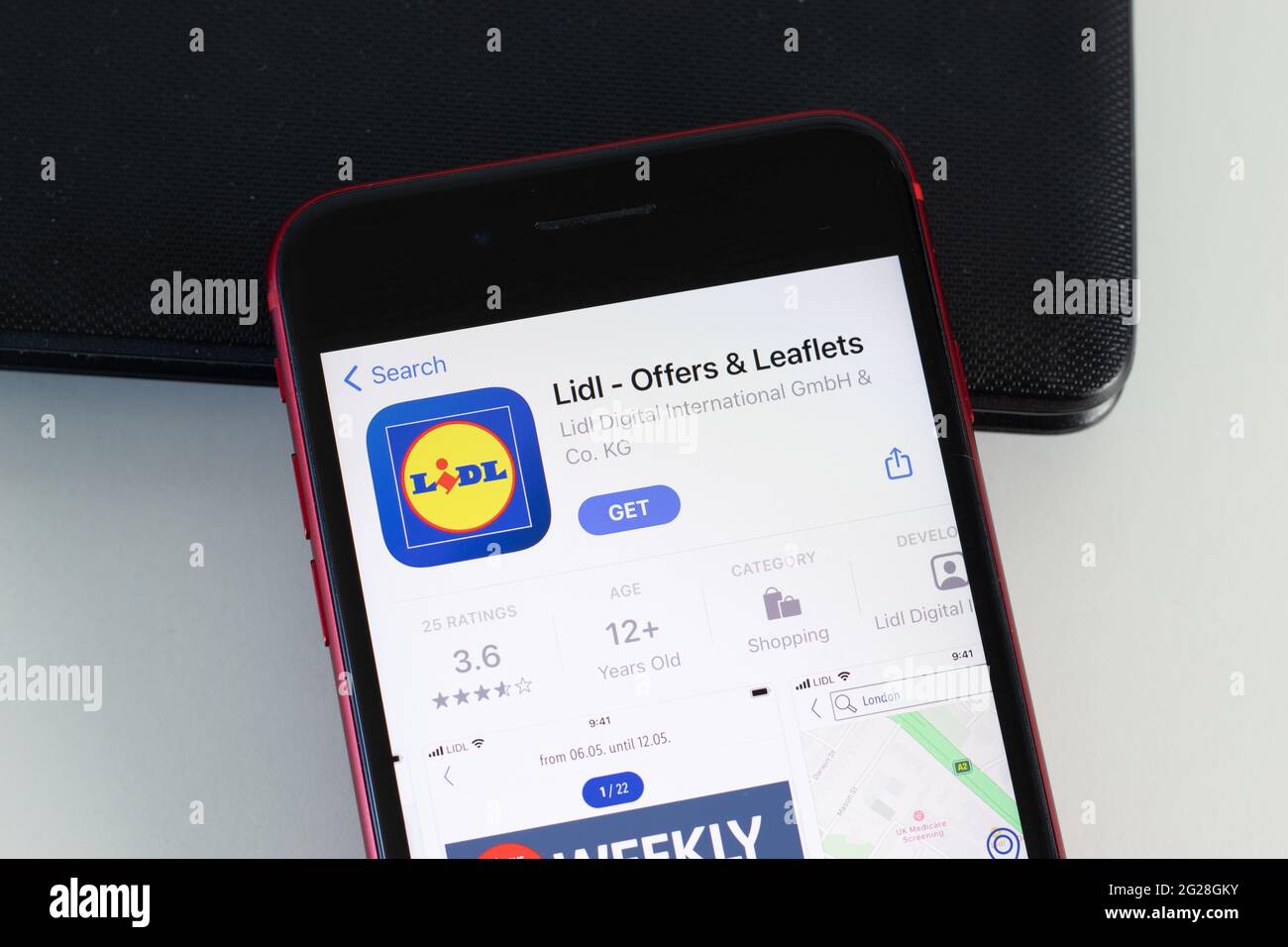 New York, USA - 1 June 2021: Lidl - Offers Leaflets mobile app logo on ...