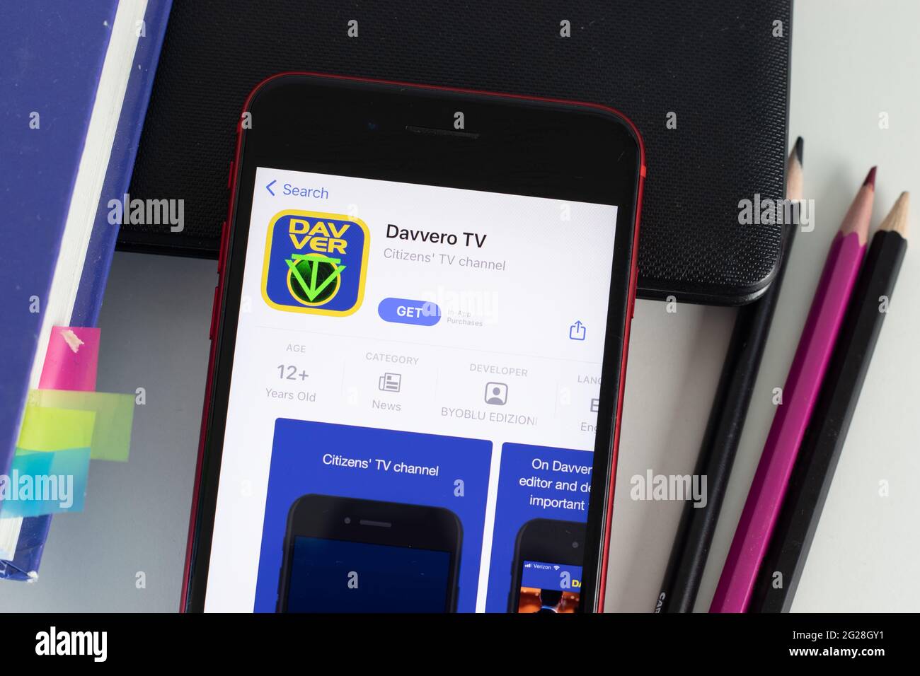 Davvero tv hi-res stock photography and images - Alamy